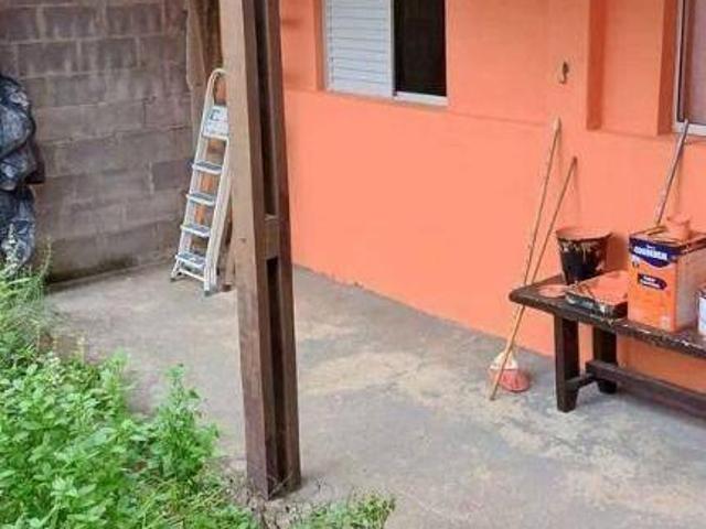 Casa com Terreno Grande e Documentação em Ordem – Jacareí