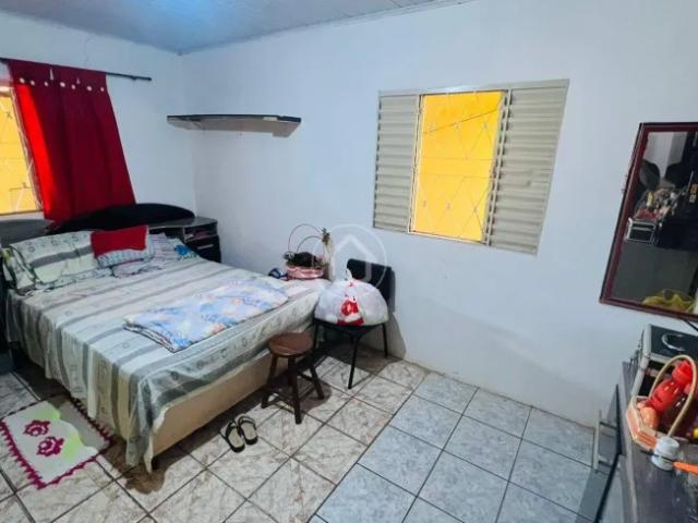 Casa com ótimo terreno no santa luzia