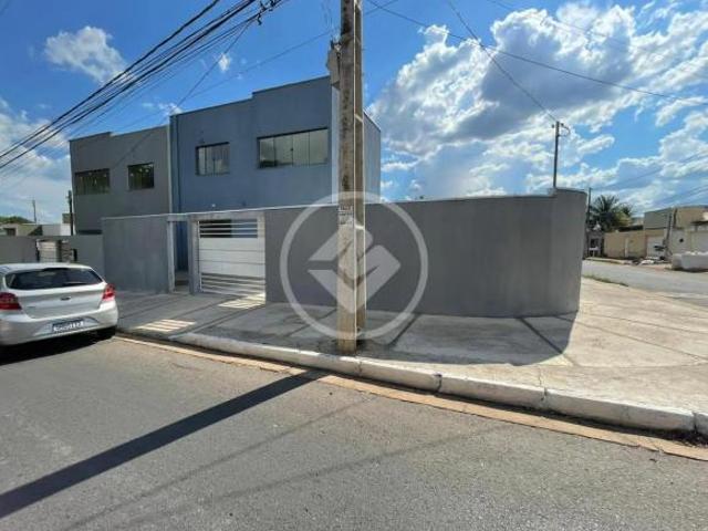 Casa Com Três Quartos no Bairro Jardim Universitário, Cuiabá MT R$590.000,00