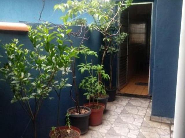 CASA COM UMA BOA EDICULA A VENDA NO CONJUNTO RESIDENCIAL BUTANTA SAO PAULO