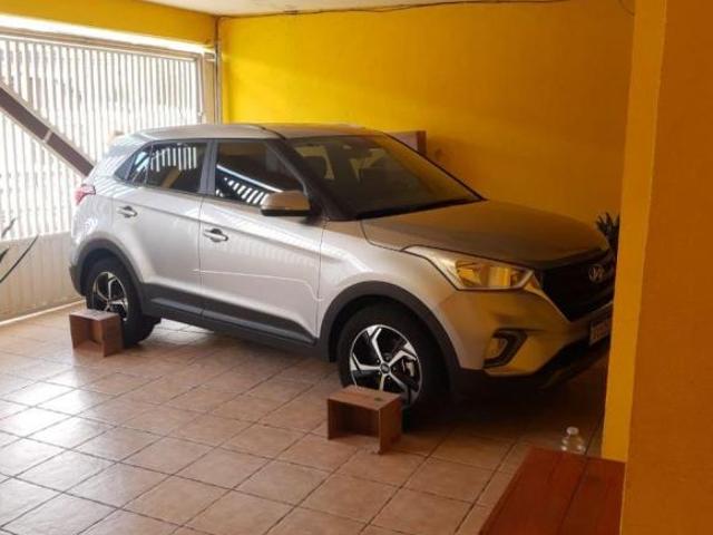 Casa com vaga para 2 carros no Jardim Danfer