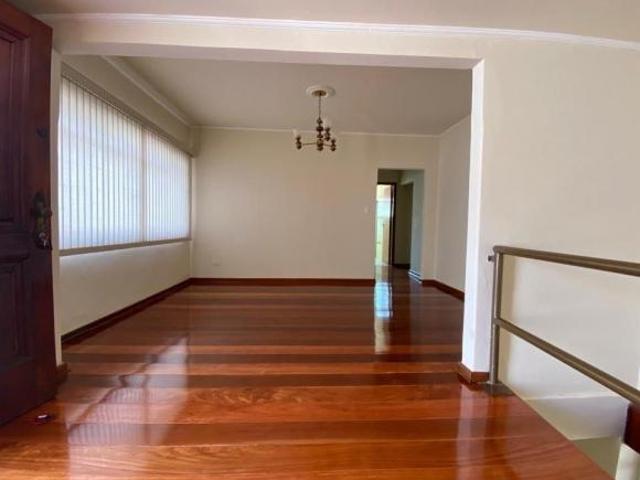 Casa com valor excelente no Centro Poços de Caldas