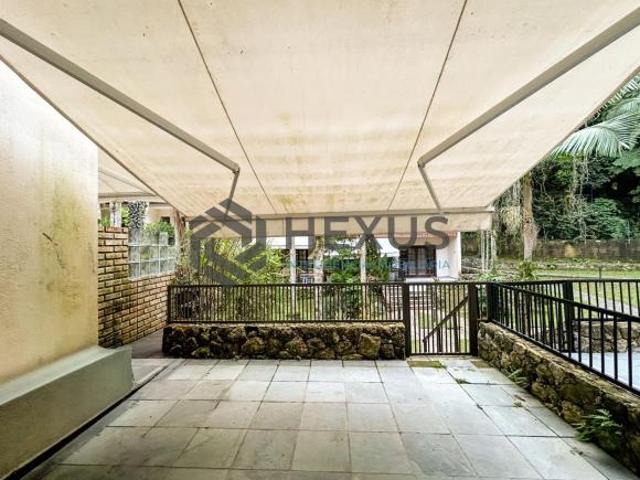 Casa com varanda e lazer no Terras de São José na Enseada, Guarujá