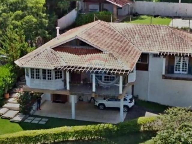 Casa com vista única no São Joaquim: Espaço e Sofisticação!