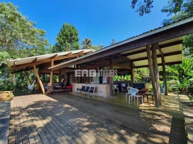 Casa com vista cinematográfica na praia do Félix, com 3 dormitórios
