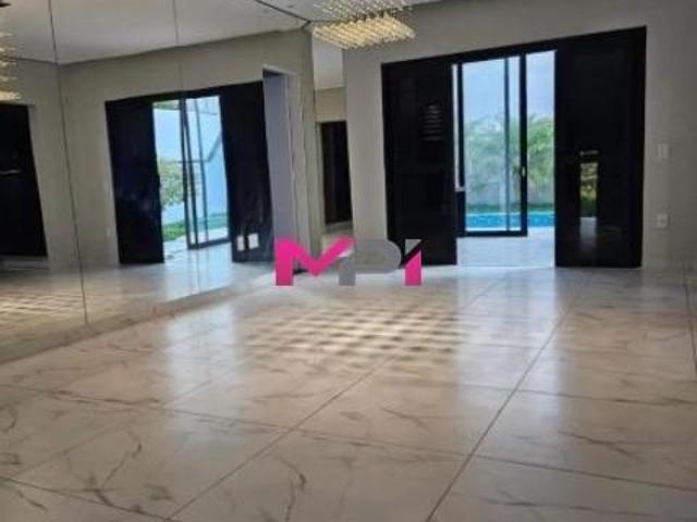CASA COM VISTA LIVRE A VENDA NO CONDOMINIO RESERVA SANTA ISABEL LOUVEIRA SP