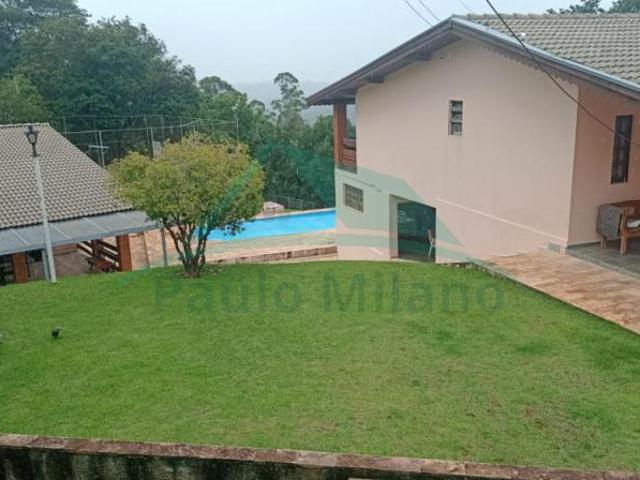 Casa com Vista Panorâmica a Venda em Condomínio