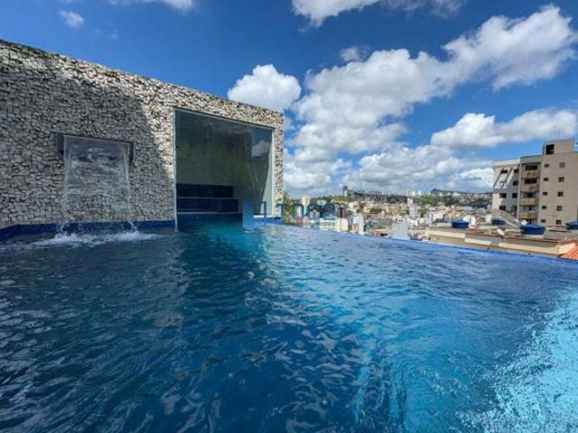 Casa com vista panorâmica à venda no Bom Pastor 545 m² Juiz de Fo