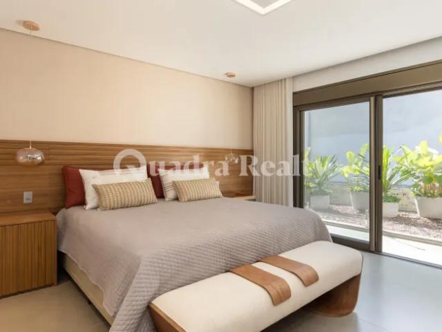 Casa com vista para o campo de golfe na Riviera de São Lourenço