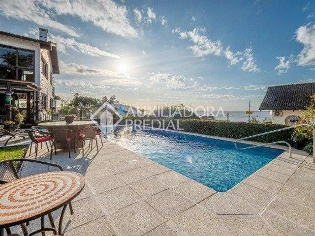 Casa com vista para o Guaíba na Vila Assunção, 5 suítes e 5vagas