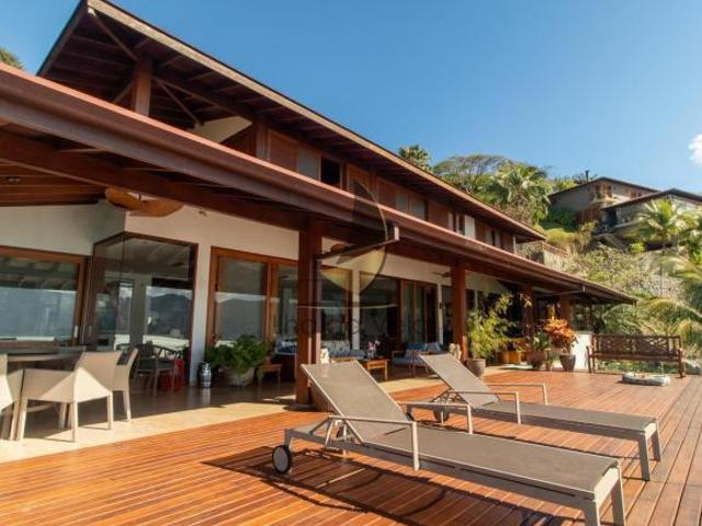 Casa Com Vista Para o Mar em Santa Tereza Ilhabela
