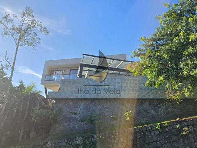 Casa Com Vista Para o Mar em Siriúba Ilhabela