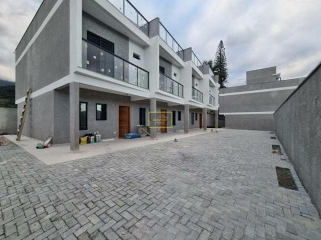 Casa com vista para o mar para venda em Massaguaçu