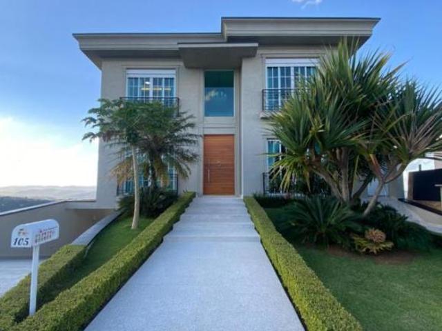 CASA COM VISTA PRIVILEGIADA NO GENESIS II com 504 M²