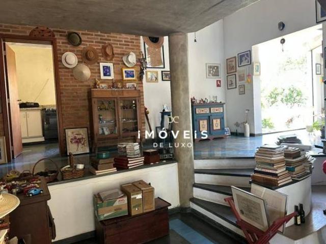 Casa com ampla área verde e 3 dormitórios no Condomínio Haras São Luiz, Salto/Sp