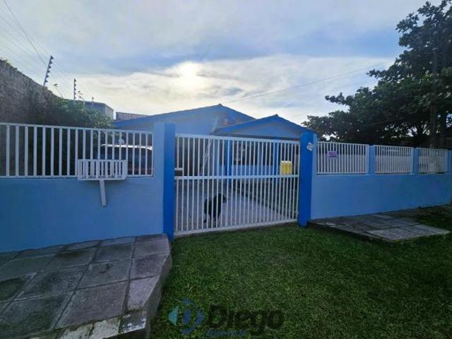 Casa com Amplo Terreno no balneário Marisol em Pontal do Paraná