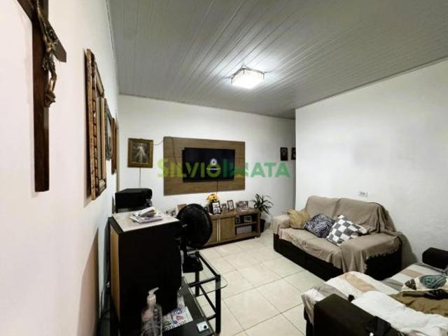 Casa com Amplo Terreno à Venda no Parque Hortência | Maringá/PR