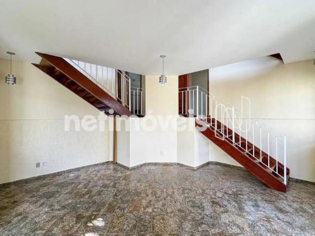 Casa com amplo terreno e vista definitiva – Vila Madeira | Nova Lima