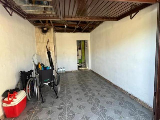 Casa com Amplo Pátio na Santo Onofre