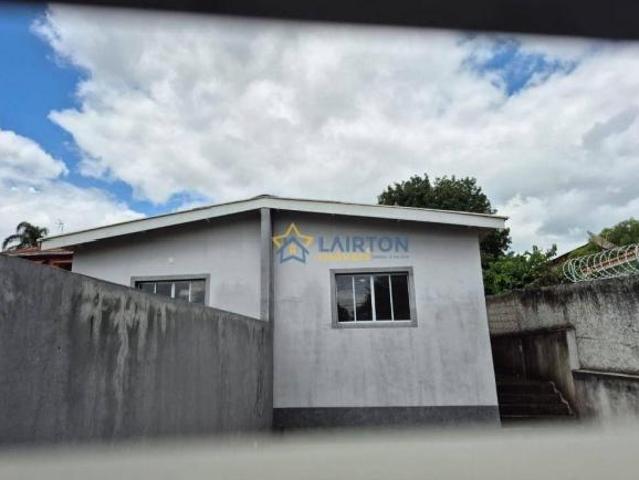 Casa com Amplo Quintal à Venda em Atibaia – 2 Dormitórios e Terreno de 220m²