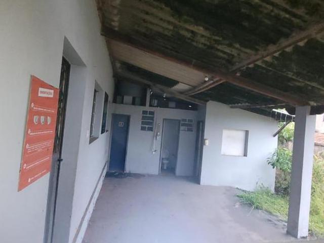Casa com amplo quintal Vista Alegre Vespasiano AMC588