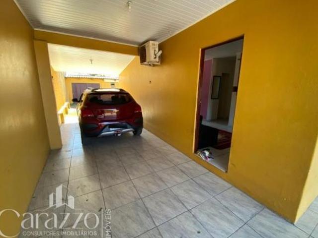 CASA COM ANEXO EM REGIÃO DE MORADORES EM TRAMANDAÍ