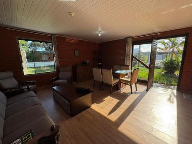 CASA COM ANEXO NO BAIRRO ARAÇA! EXCLUSIVIDADE!