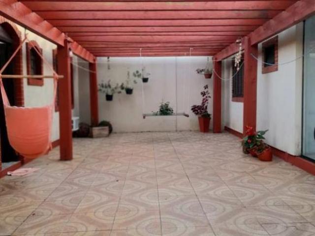 Casa com anexo no Centrinho de Nova Tramandaí