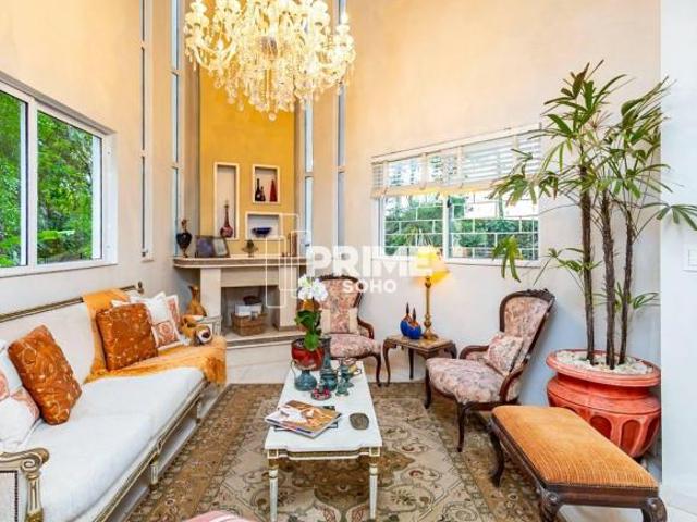 Casa com Assinatura Baggio à Venda no Pilarzinho