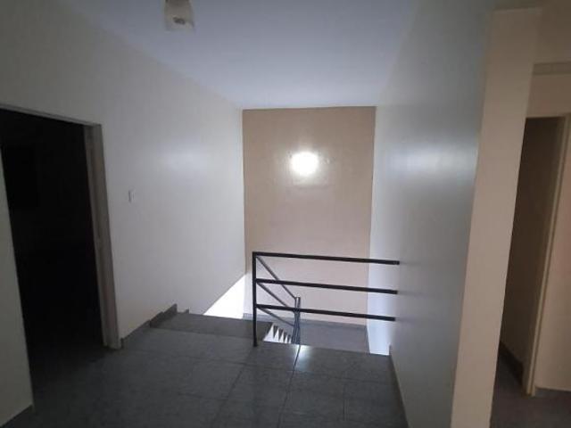 Casa com armarios no Jd Palmares | É aqui na Imobiliária Rosa e Rangel