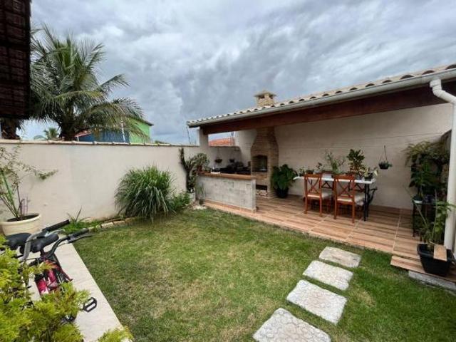 Casa com área gourmet e 2 quartos em Itanhaém