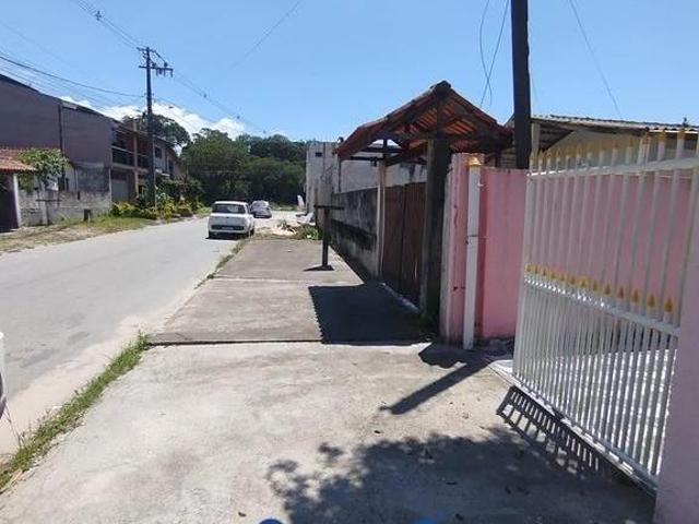 Casa com área gourmet no Jardim Canadá