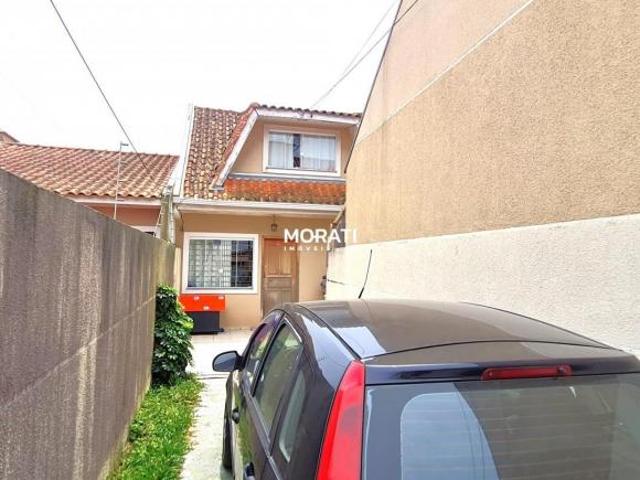Casa com ático a venda no bairro Jardim Cruzeiro!