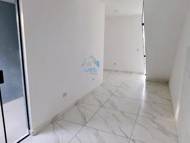 Casa com àtico, com dois quartos à venda na região do Tatuquara, próximo à Rua Marcos Bertoldi
