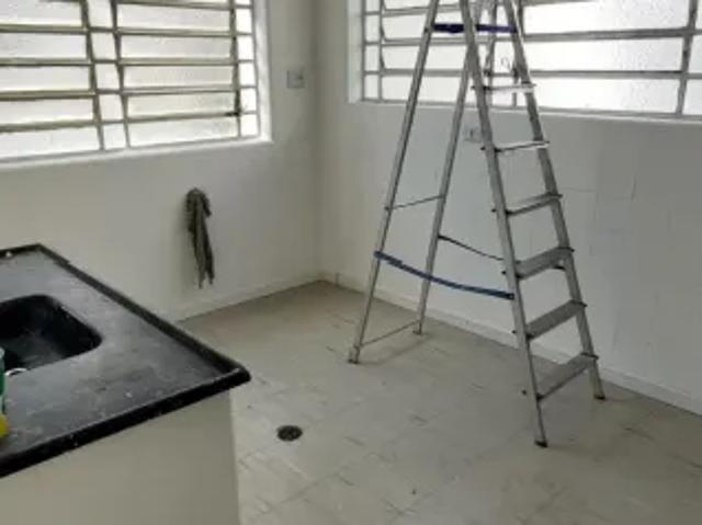 Casa com cômodos super espaçosos, ao lado do shopping west plaza