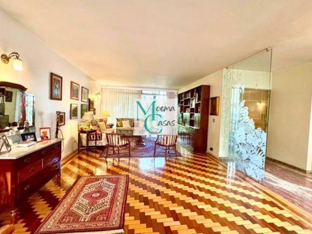 Casa com cara de Casa 370m² em Moema à venda com quintal e edícula