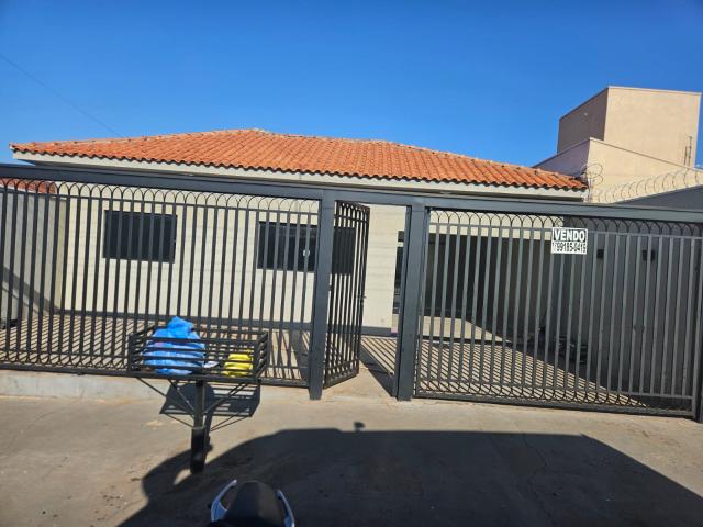 Casa com Churrasqueira no Parque Residencial Nova Tanabi