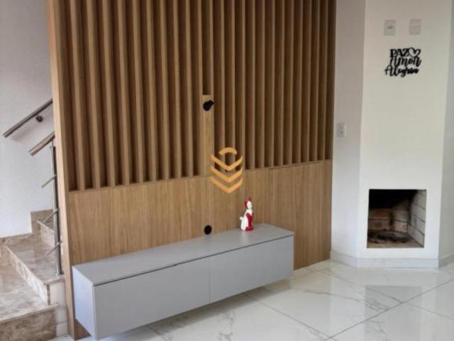 Casa com churrasqueira e ar condicionado em Canoas, Igara Venda