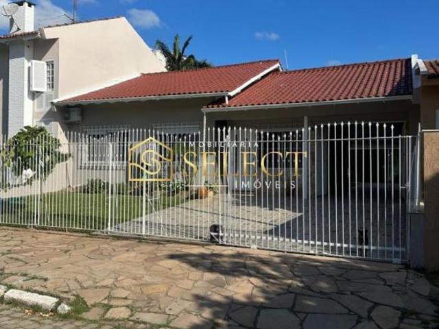 Casa com churrasqueira e área de serviço em Canoas Venda