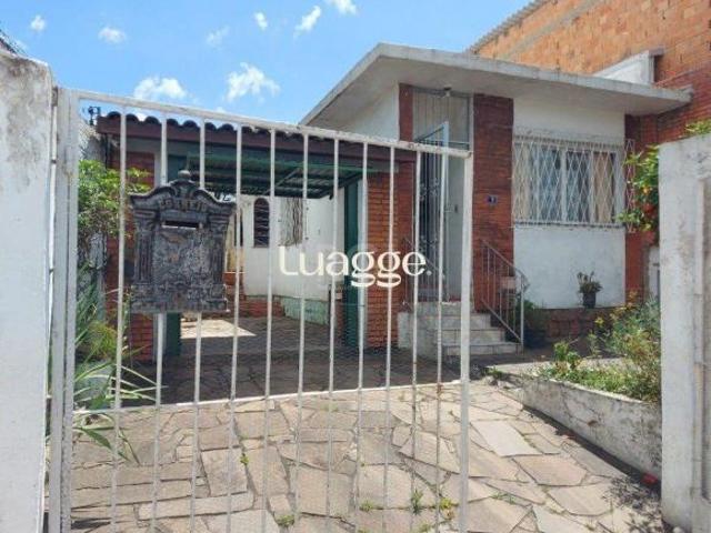 CASA COM CHURRASQUEIRA E GARAGEM PARA 2 CARROS