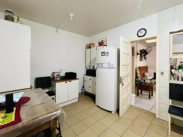 Casa com churrasqueira / Piscina