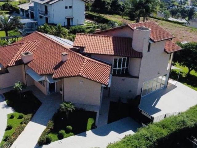 Casa com completo lazer