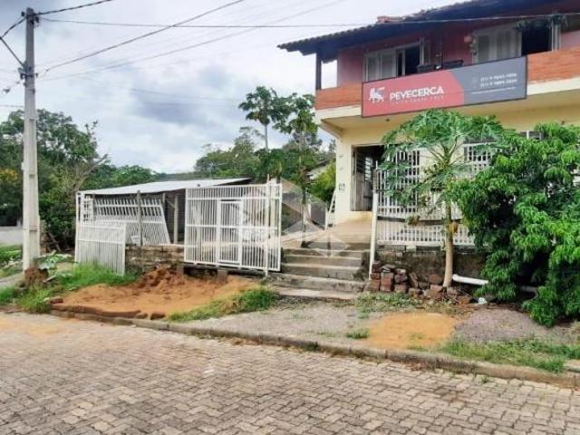 CASA COM DOIS DORMITÓRIOS NO BAIRRO ALIANÇA