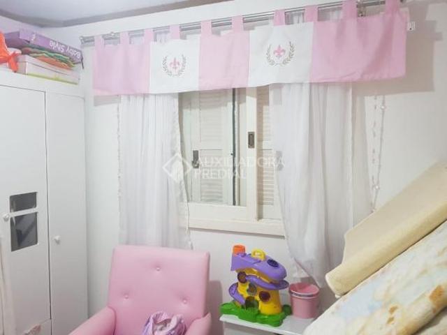 Casa com dois dormitórios