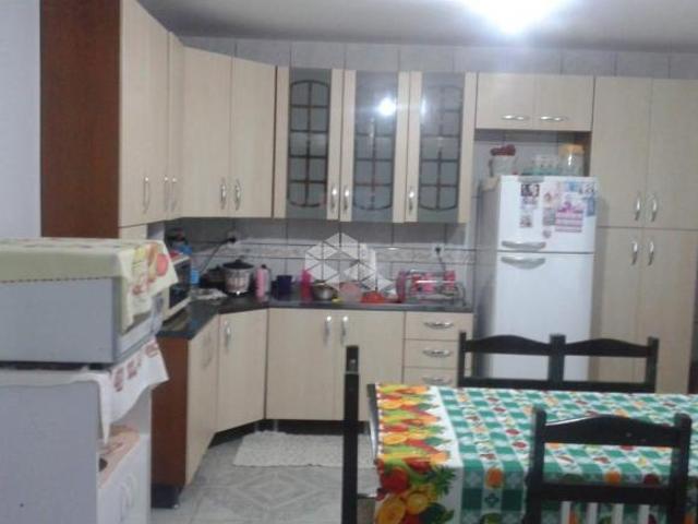 Casa com dois quartos à venda no Bairro Pinheiro Machado em Santa Maria Rs