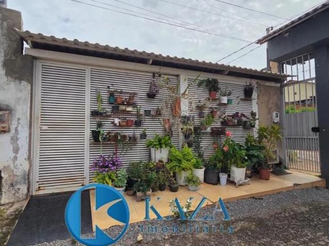 CASA COM DOIS QUARTOS EM VALPARAÍSO DE GOIÁS