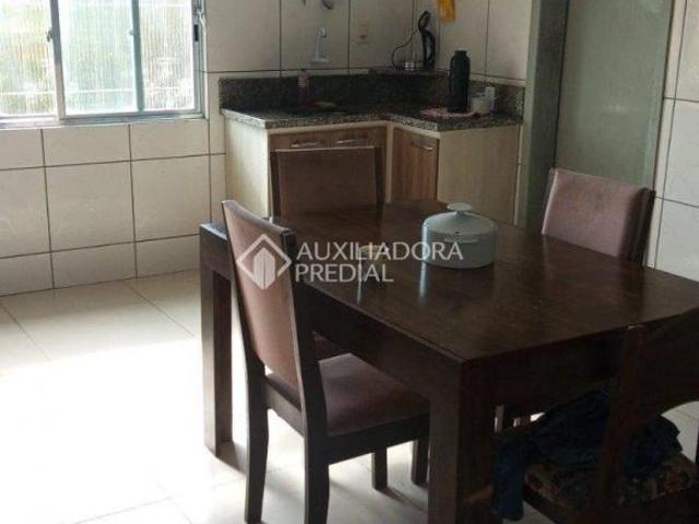 Casa com duas suítes em Viamão/RS