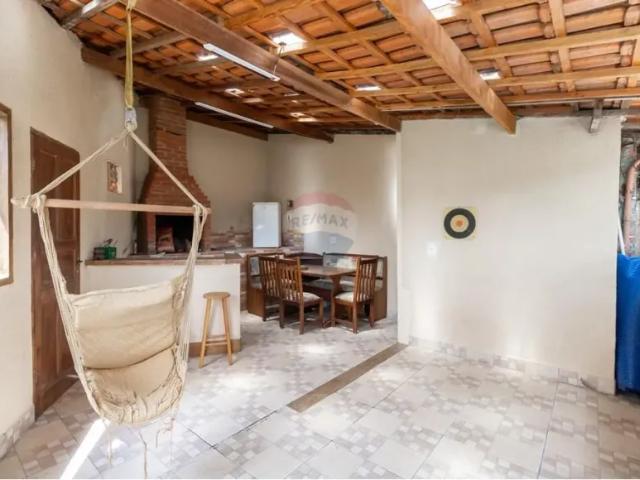 Casa com duas unidades independentes, piscina e área gourmet no Jabaquara