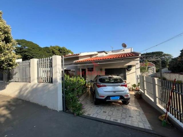 CASA COM EDÍCULA MARINGÁ