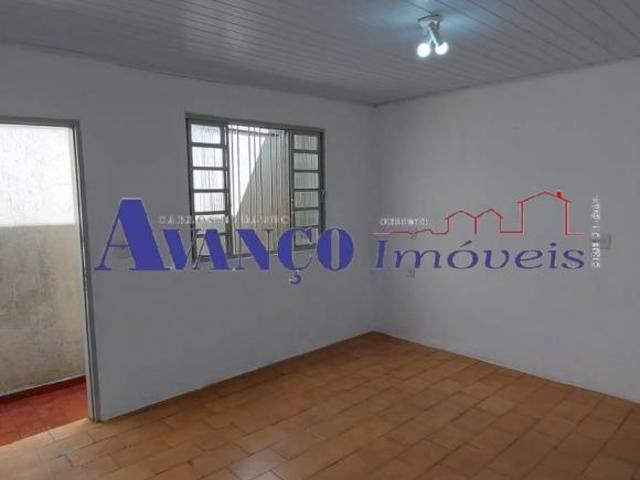 Casa com edícula na Avenida Samuel Martins, Vila Progresso